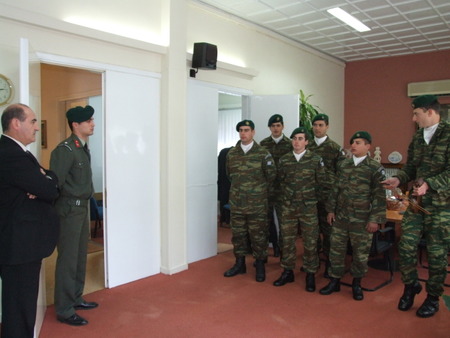 ΤΑ ΠΡΩΤΟΧΡΟΝΙΑΤΙΚΑ ΚΑΛΑΝΤΑ ΣΤΟ ΔΗΜΑΡΧΟ- ΣΥΜΒΟΛΙΚΑ ΔΩΡΑ ΑΠΟ ΤΟΝ ΑΗ ...